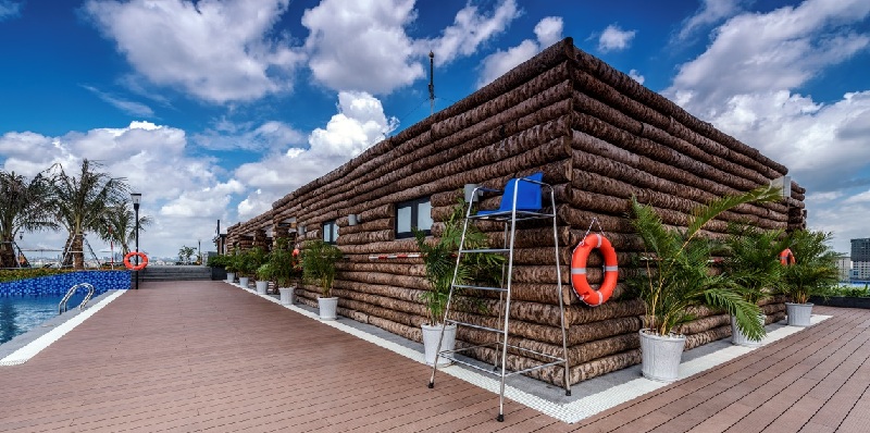 VINCOM PLAZA LONG BIEN - INFINITIVE POOL OPENED